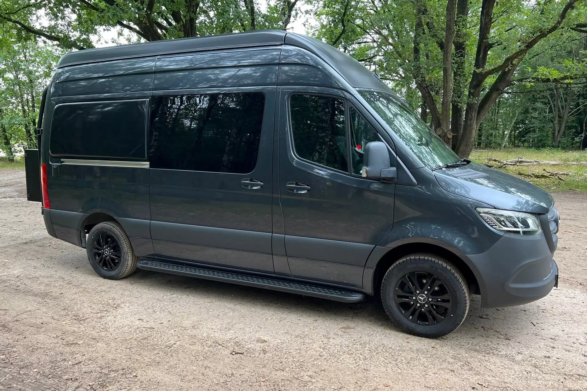 Leaf 4 Sprinter huren | Broekhuis